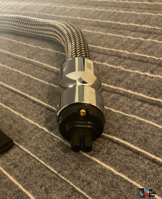 NRG Custom Cables - The 5 "Godzilla" power cable (4 feet, C7) Photo ...