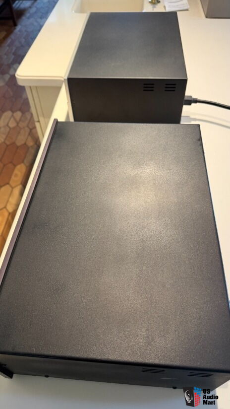 TWO MIT Z Center Power Conditioners - black and silver Photo #5967529 ...