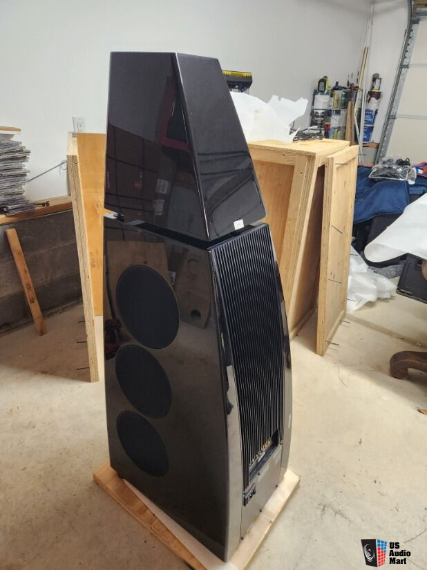 Three Meridian DSP8000SL Speakers in black Photo #5968216 - US Audio Mart