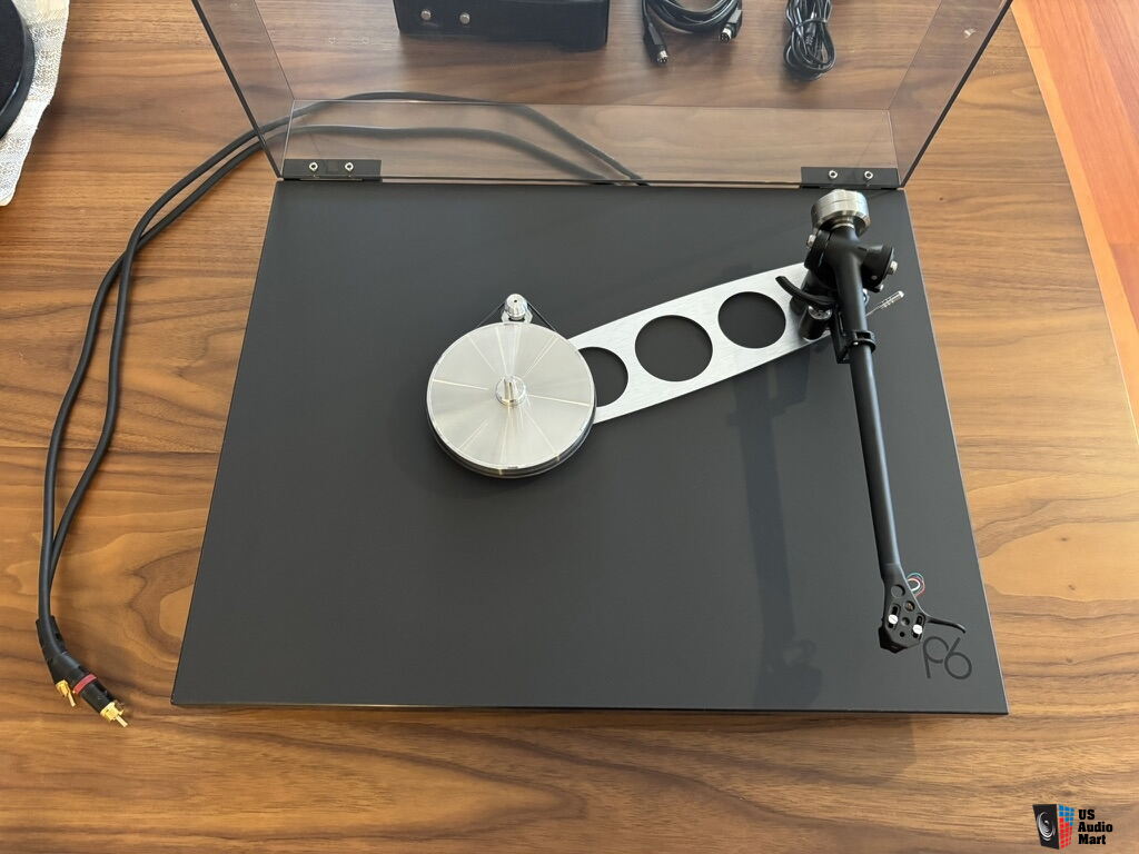 Rega P6 Turntable with Hana SL Cartridge - Excellent Condition Photo ...