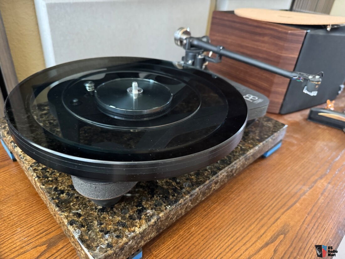 Rega P8 Turntable With Extras Photo #5970692 - US Audio Mart