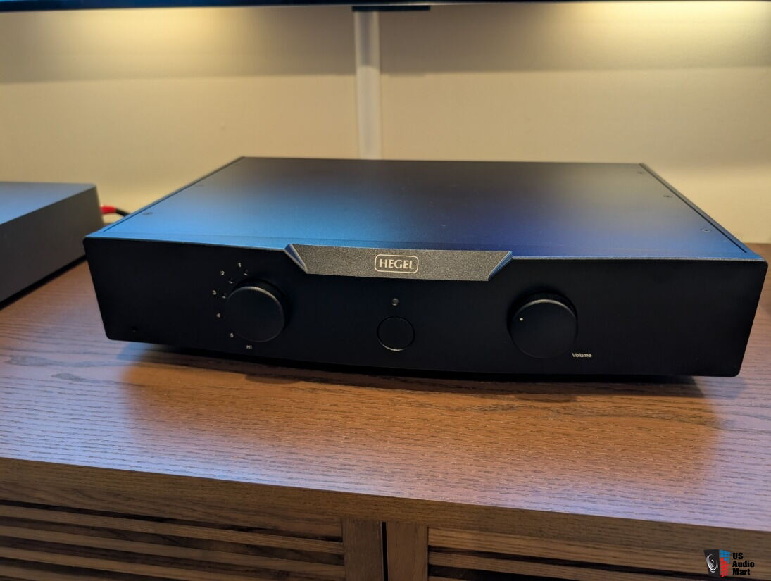 Hegel P30A Preamp Photo #5973458 - US Audio Mart