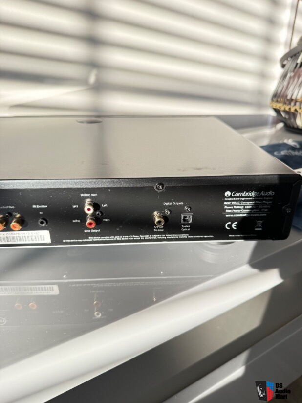 Reduce - Cambridge AZUR 651 C-B CD Player/Transport remote in superb ...
