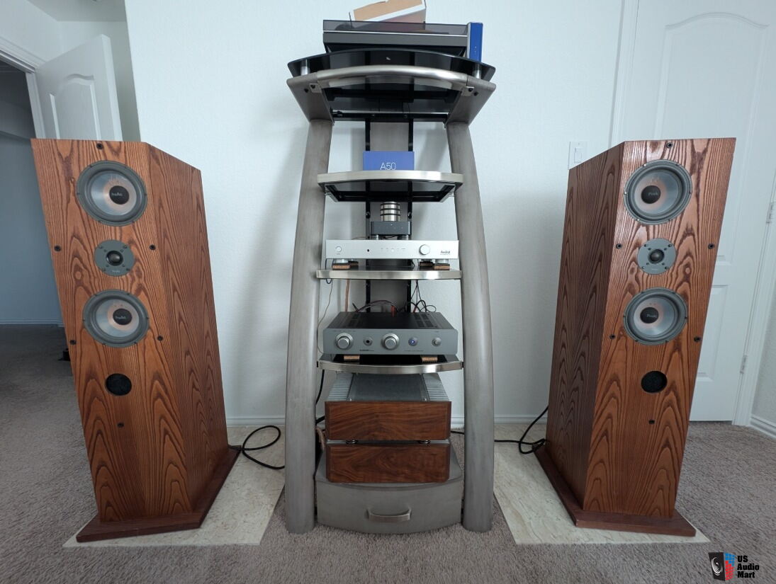 Proac response 3 tower speakers in a beautiful walnut finish for sale ...
