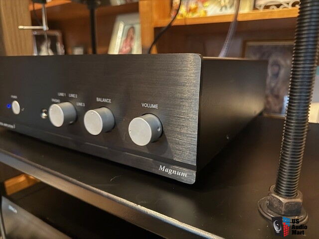 Rogue Audio Sphinx V3 Magnum Upgraded Integrated Amplifier (Black ...