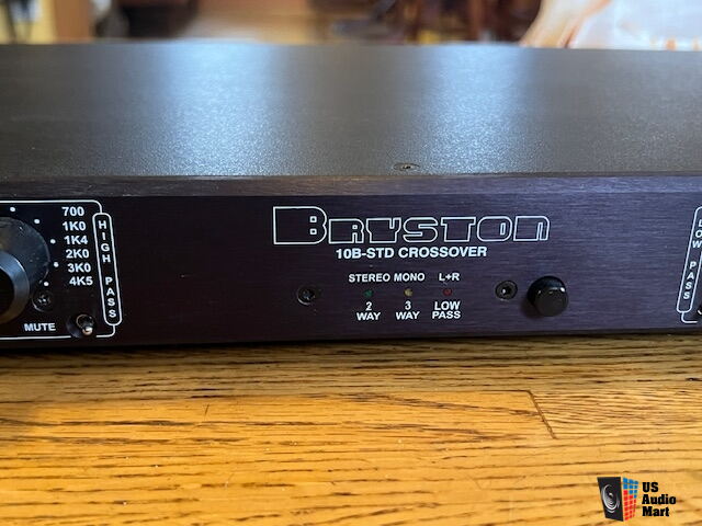 Bryston 10B-STD XLR Active Crossover Photo #5976721 - US Audio Mart