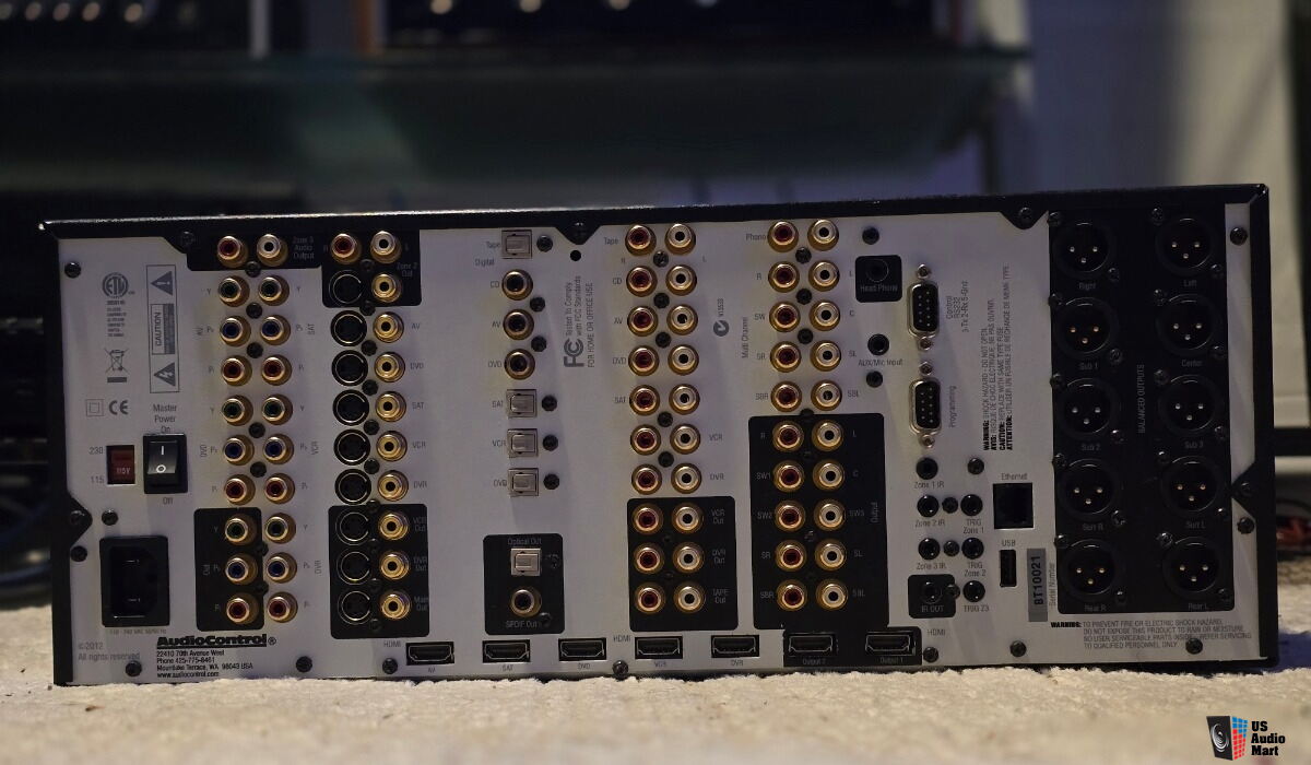 Arcam FMJ AV888 / AudioControl Maestro 4 Preamplifier Photo #5980831 ...