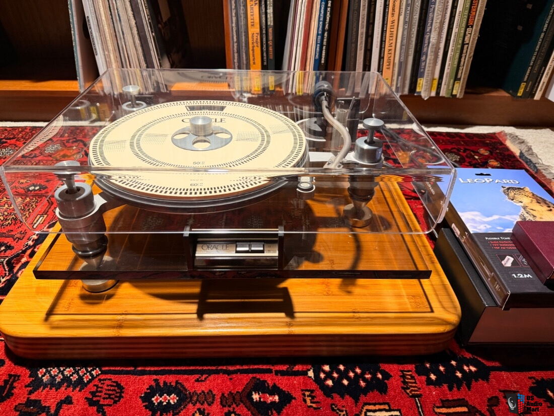Oracle Delphi Mk II with mods plus extras. RARE. Excellent combo ...