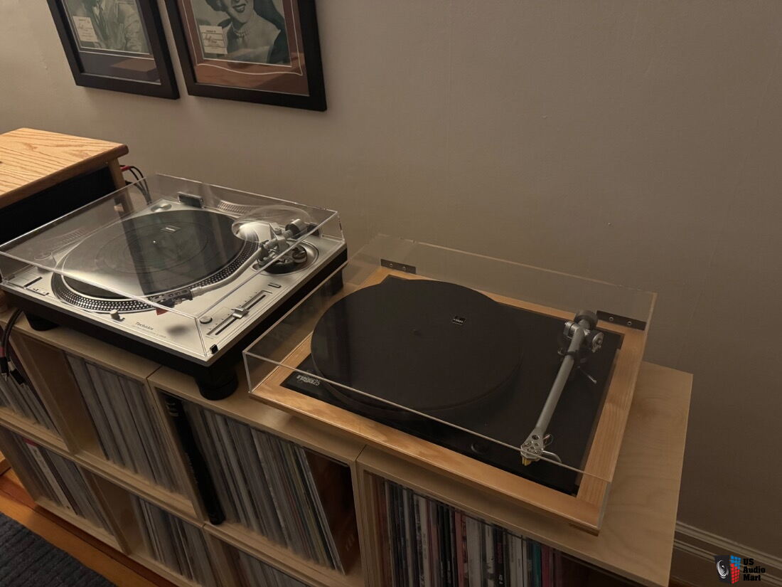 Rega Planar 25 Turntable Photo #5984840 - US Audio Mart