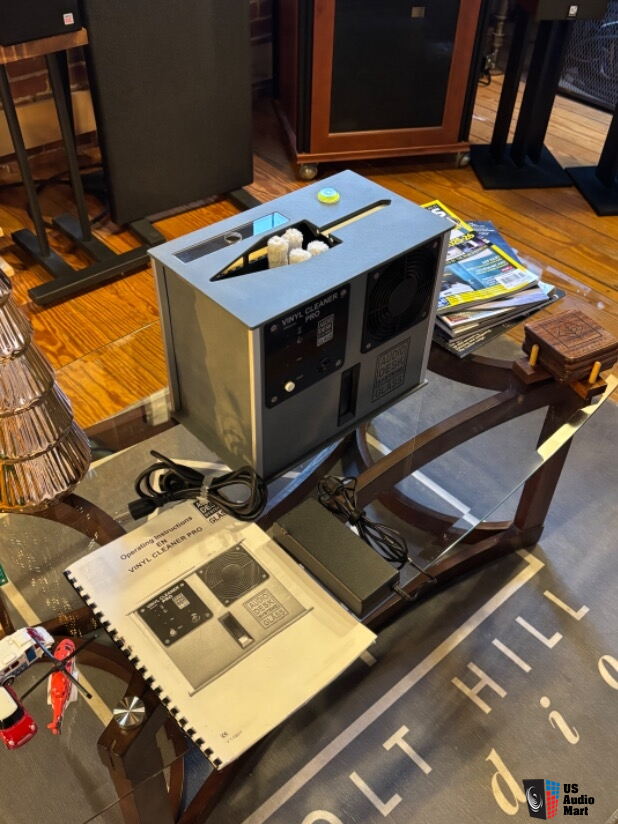Audio Desk, Vinyl Cleaner Pro - Buff-Up Your Dirty LPs Dealer Ad - US ...