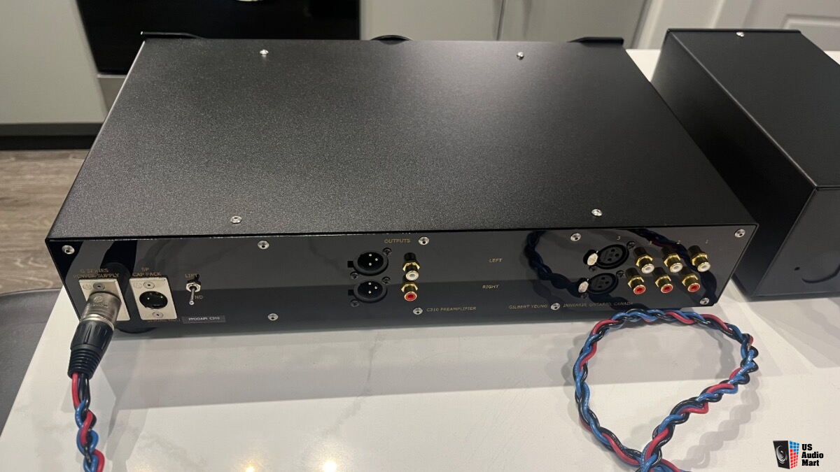 Angela-Gilbert Yeung C310 preamplifier Photo #5988910 - US Audio Mart