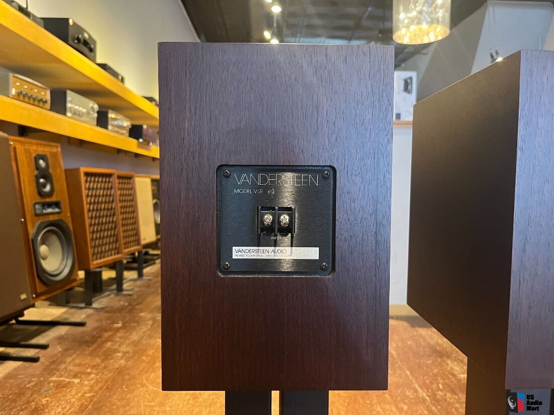 Vandersteen VLR CT Bookshelf Speakers w/ Box & Manual - Mahogany Walnut ...