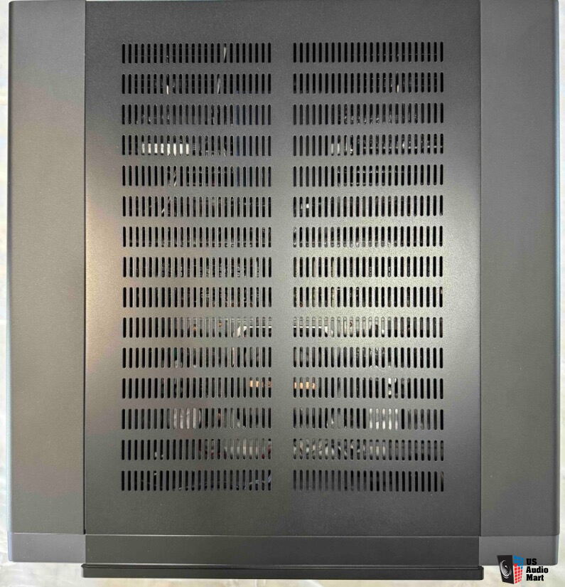 Marantz AV 10 Pre-amplifier/Processor Photo #5992553 - US Audio Mart