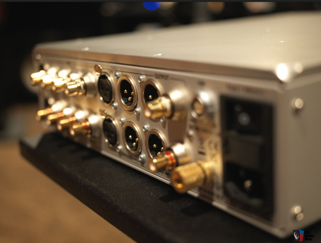 Nagra Classis Preamp ( amp maybe sold already). Moving to SET system ...