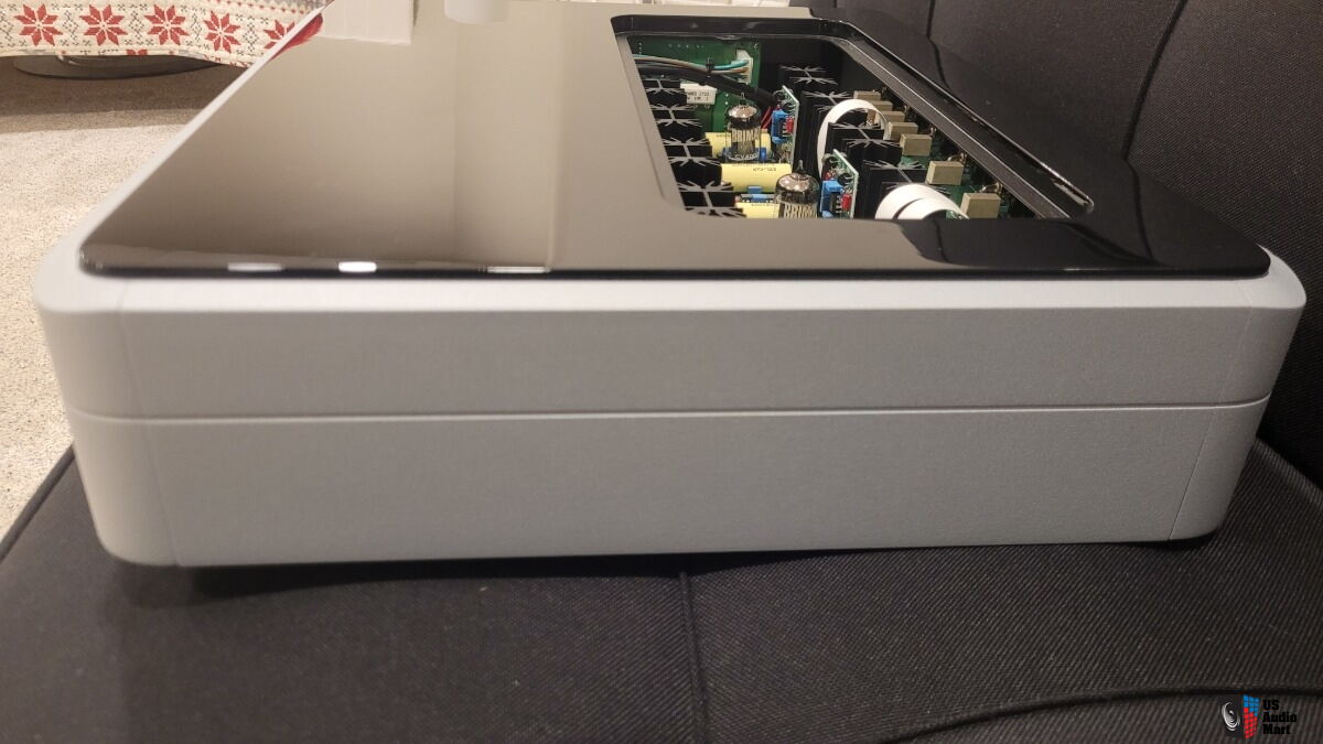 PS Audio BHK Signature Preamp w/Extra Tubes & Free Shipping Photo ...