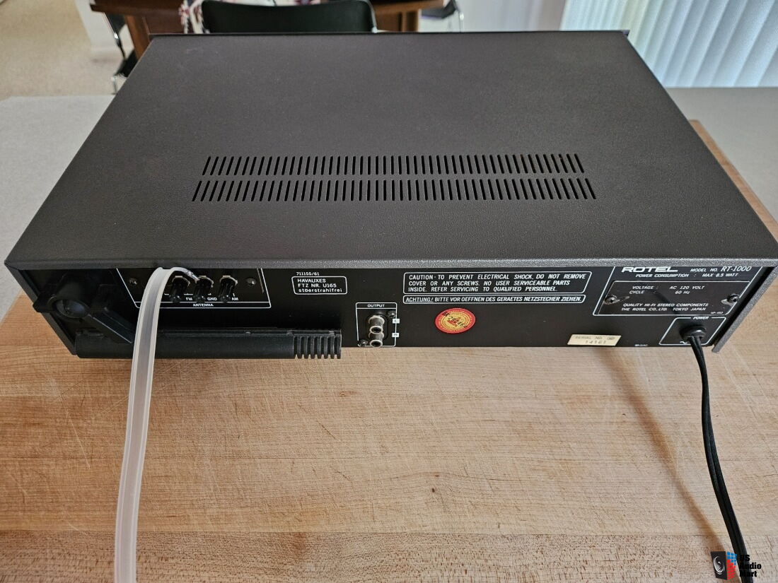 Rotel RT-1000, Excellent Condition Photo #6004475 - US Audio Mart