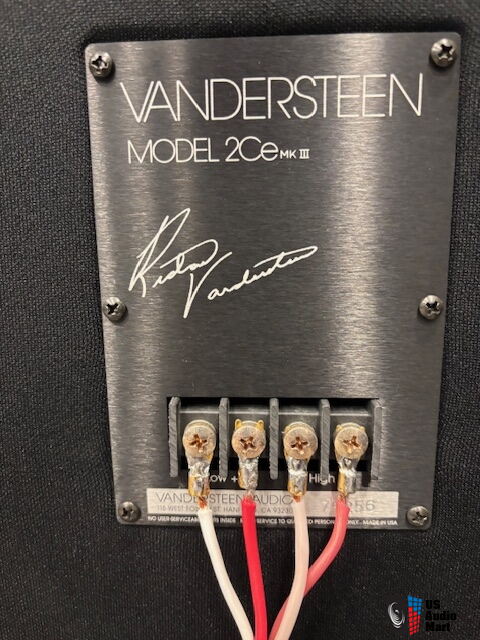 Vandersteen 2CE Signature III - Mahogany Photo #6004559 - US Audio Mart