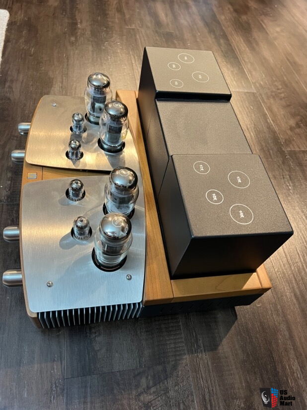 Unison Research Sinfonia Integrated Valve Amplifier Photo #6007976 - US ...