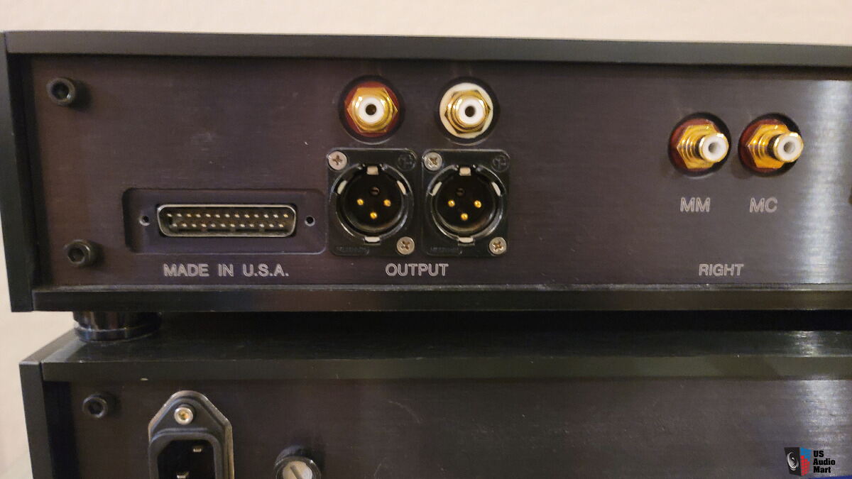 Pass Labs Xono Phonostage Preamplifier Two Chassis Full Size Power ...