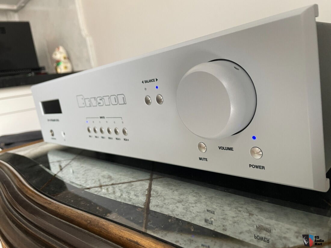 Bryston BP-19 Preamplifier - Silver (17") Photo #6011810 - US Audio Mart