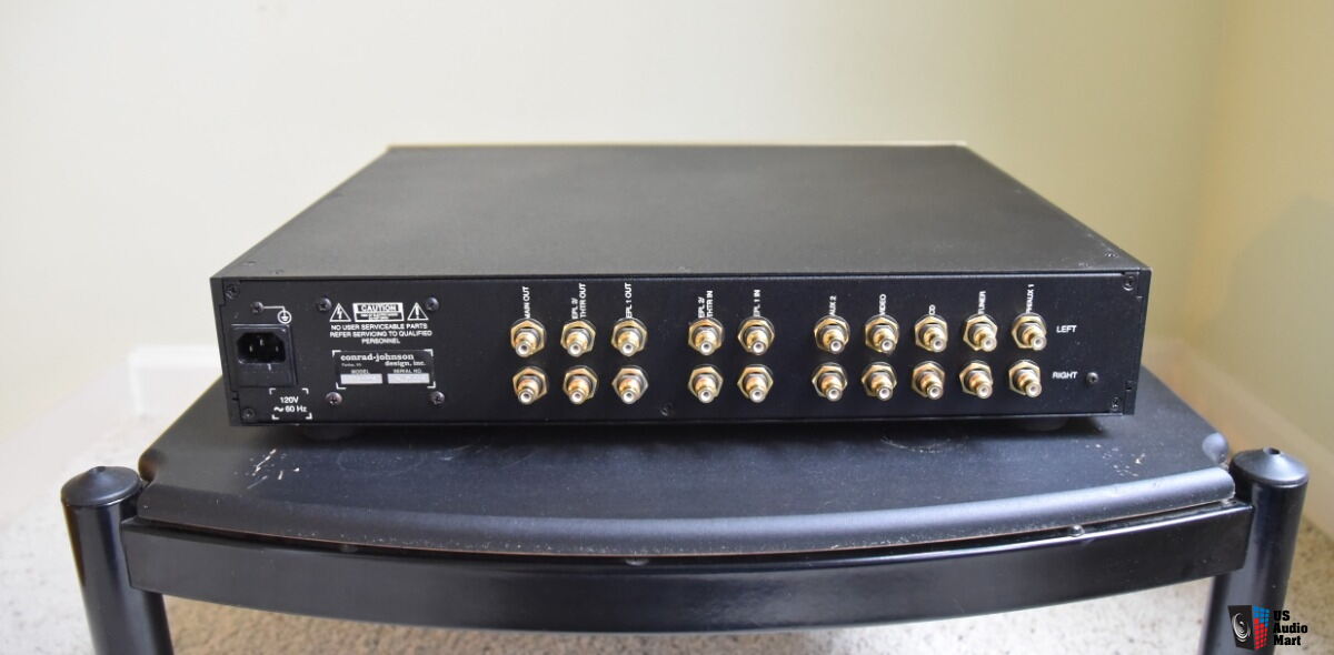 Conrad Johnson Premier 18LS Solid-State Line Stage Preamplifier Photo ...