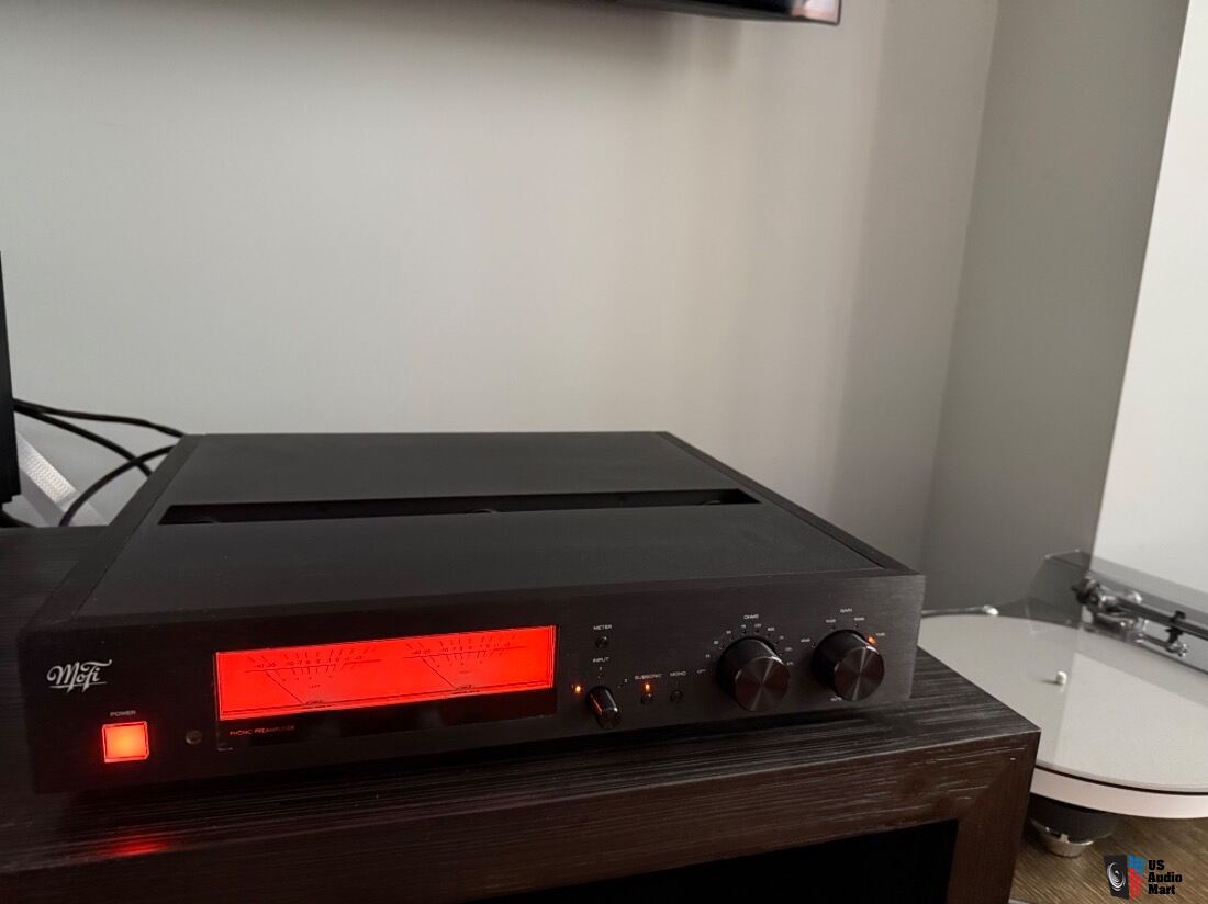MoFi Electronics - Master Phono Preamplifier Like New Photo #6015052 ...