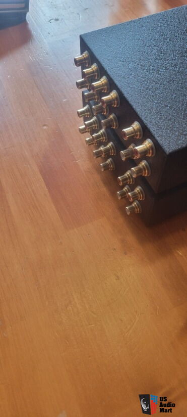 Decware ZSB Zen Switch Boxes, 2 Available, With and W/Out a/b switch ...