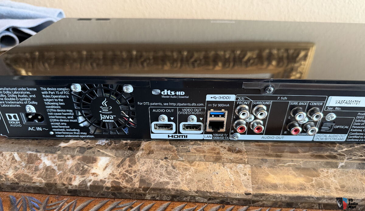 Panasonic UB820 4K Blu-ray player - Excellent condition! Photo #6024297 ...