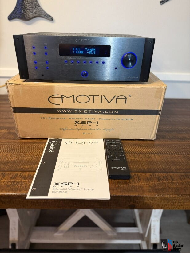 Emotiva XSP-1 GEN-2 Stereo Preamplifier w Remote Photo #6026620 - US ...