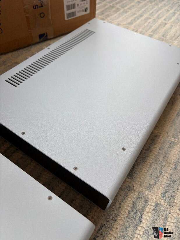 PS Audio M700 Dual Power Amps Photo #6032025 - US Audio Mart