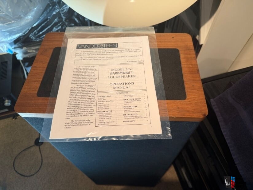 Vandersteen Model 2Ce Signature II 30th Anniversary Speakers Photo ...