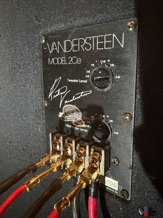 Vandersteen Model 2Ce Signature II 30th Anniversary Speakers Photo ...