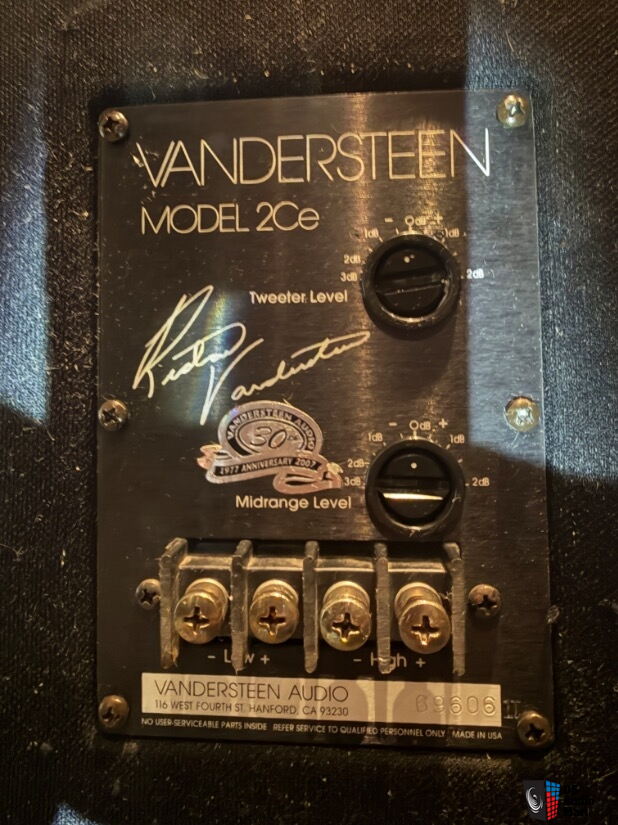 Vandersteen Model 2Ce Signature II 30th Anniversary Speakers Photo ...