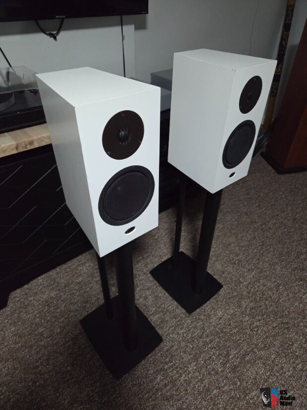 Linn Katan Speakers - White (Rare) with Original Stands For Sale - US ...