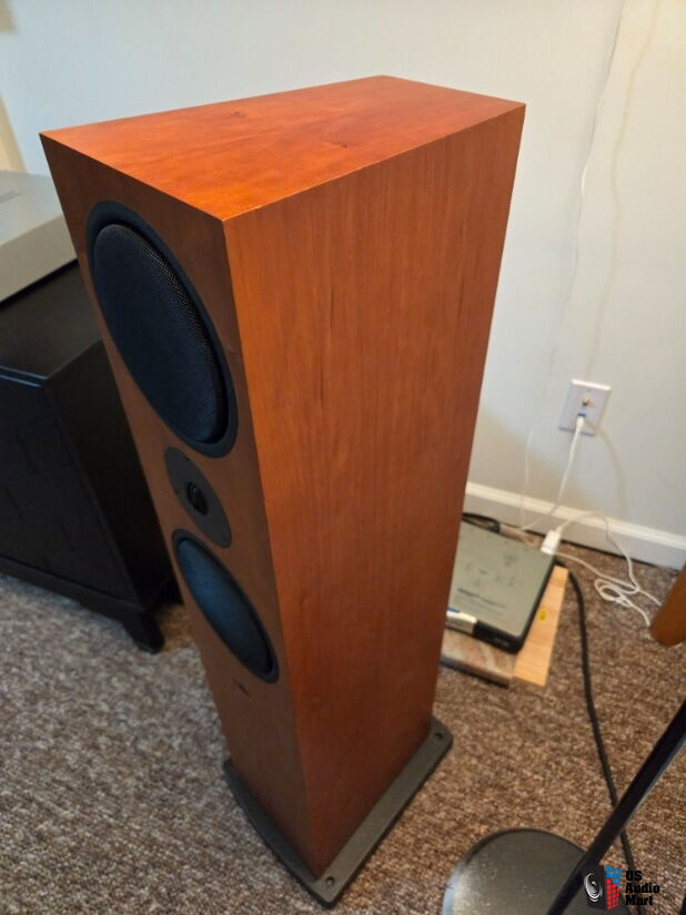 Linn Ninka Floorstanding Speakers - Cherry Finish Photo #6035069 - US ...
