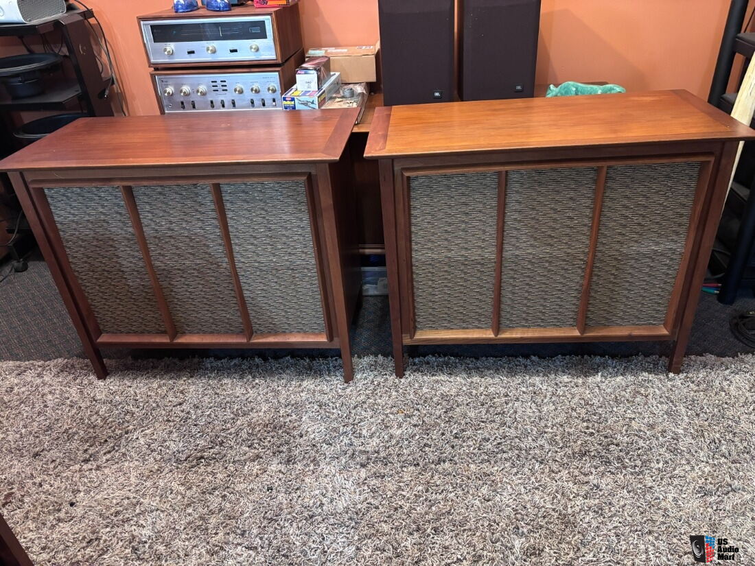 University CLASSIC MK. II Speakers For Sale - US Audio Mart