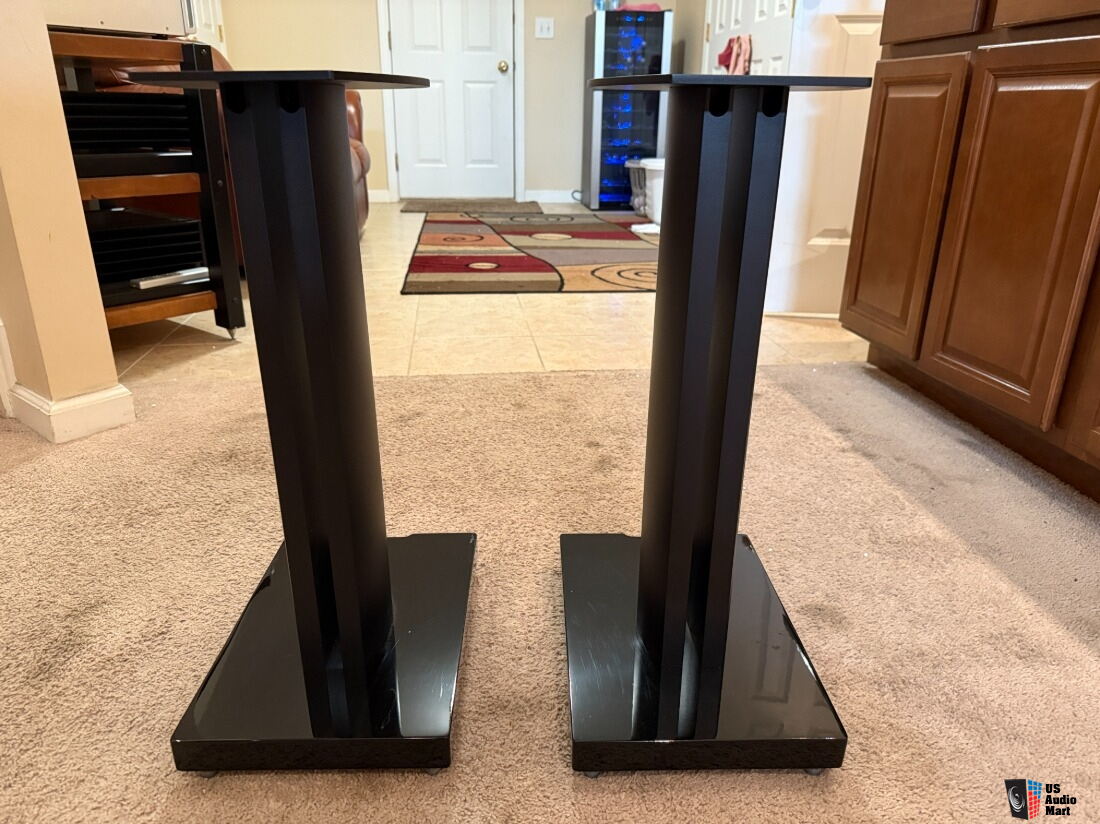 B&W 805D4 Signature in California burl gloss with stands - mint ...