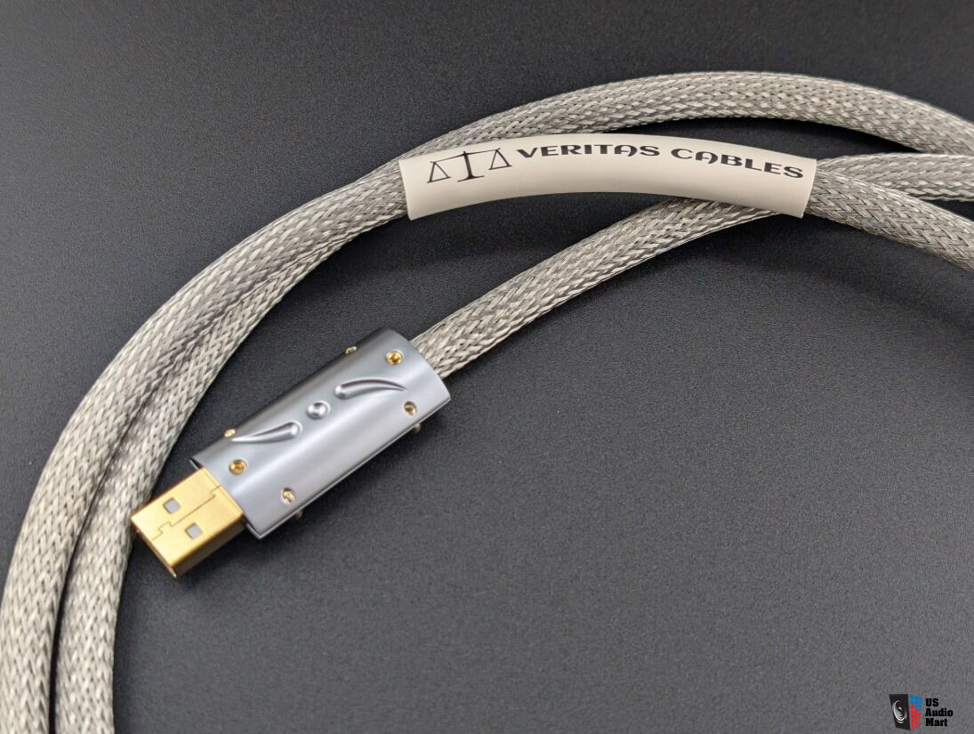 Veritas Cables Velox - 1.5m USB C cable - mint demo unit for discounted ...