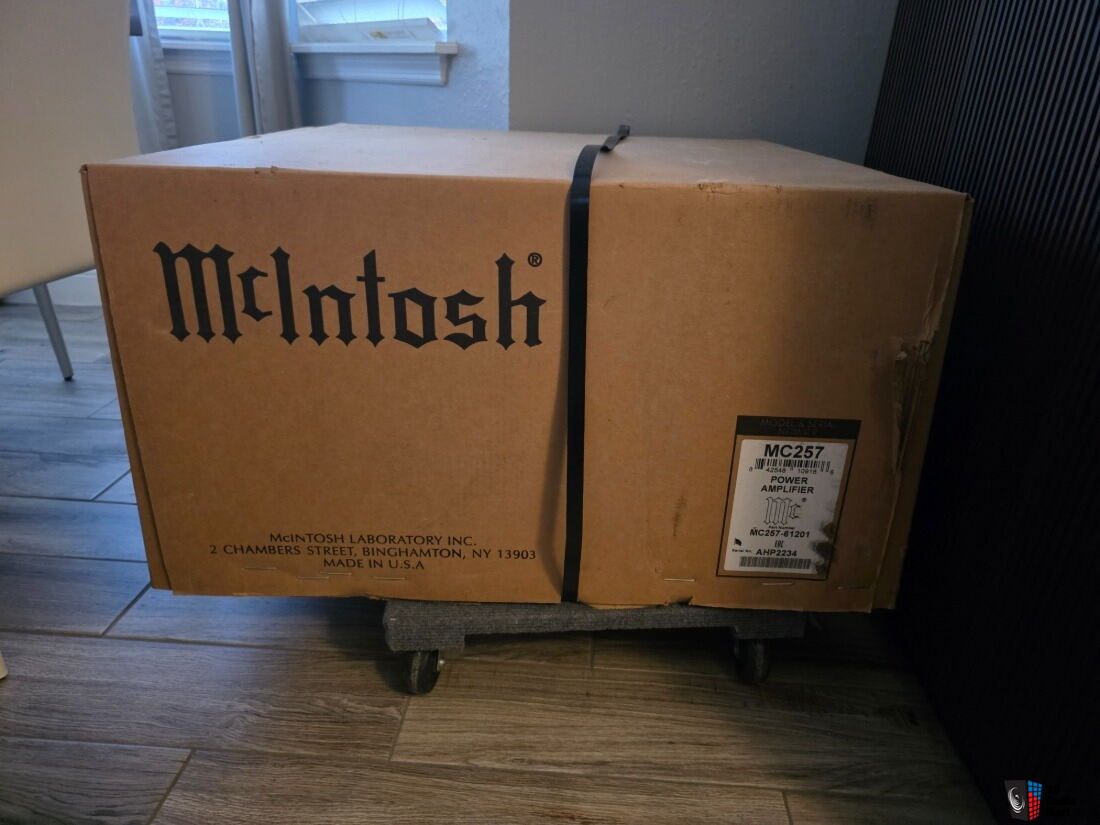 McIntosh MC257 NEW in box. 7 channel amplifier Photo #6039691 - US ...