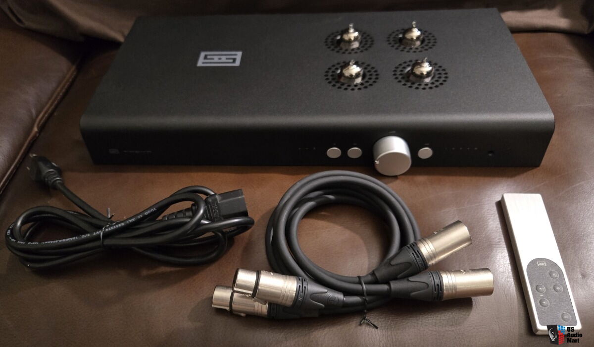 Schiit Freya N with tubes, power cord, remote and pair of XLR cables ...