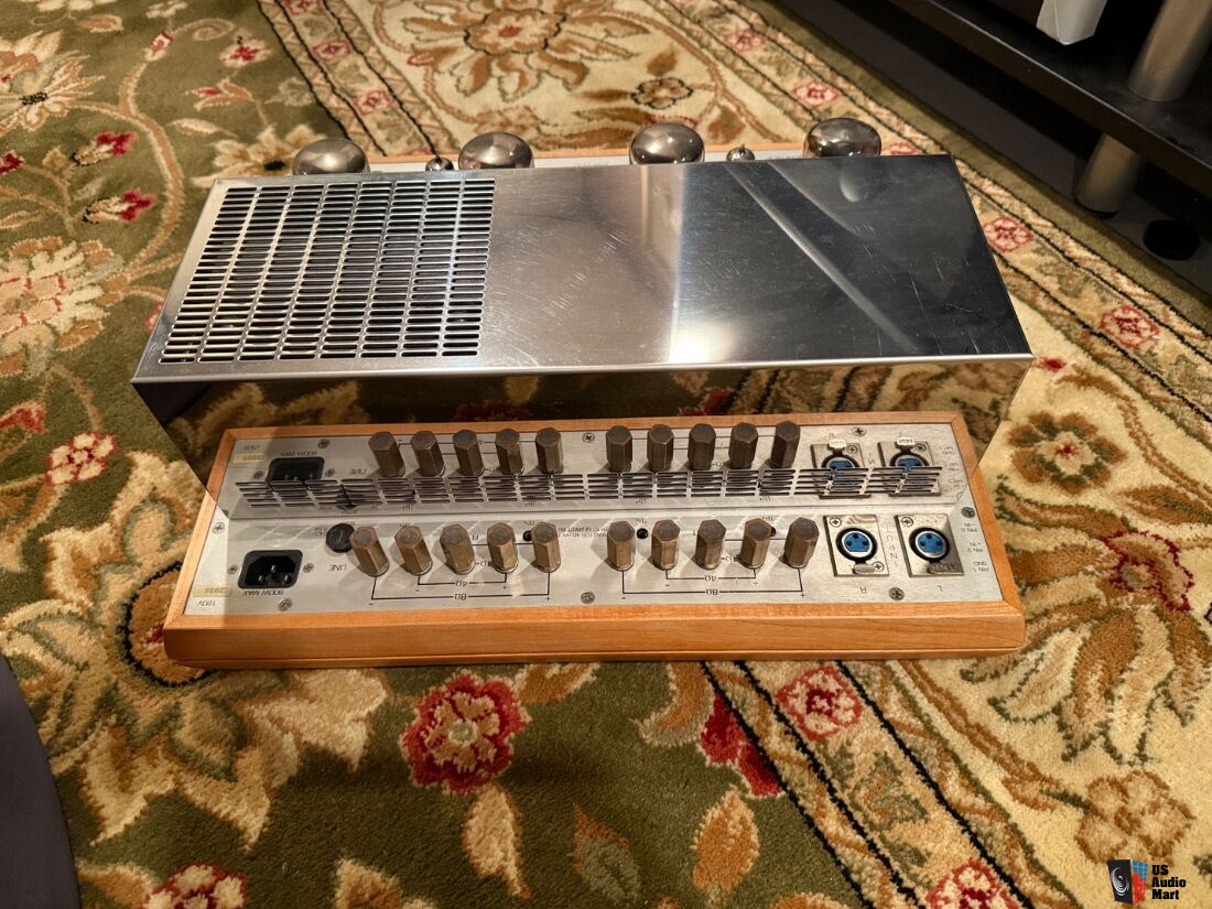 Music Reference RM 200 Upgraded Photo #6047385 - US Audio Mart