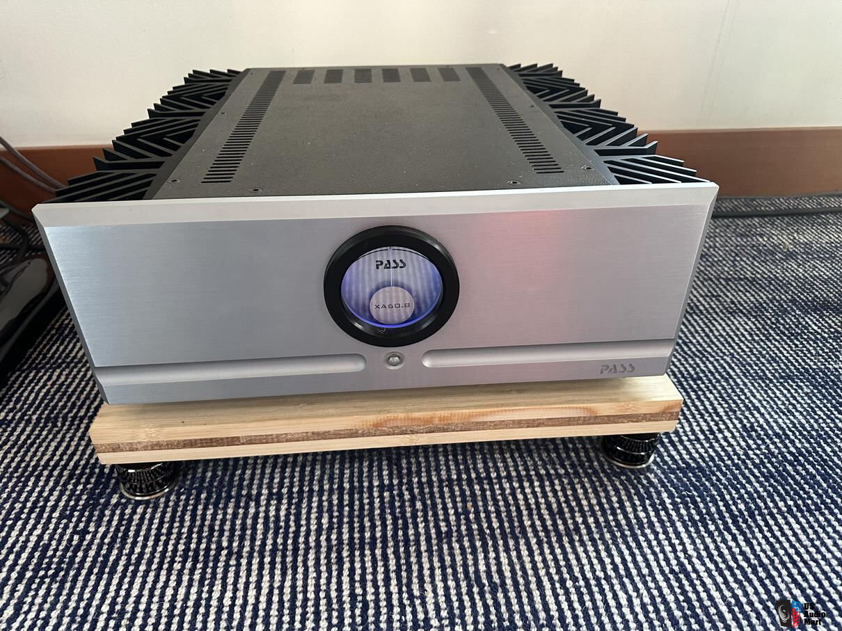 Pass Labs XA60.8 Amplifiers, FLAWLESS Photo #6048213 - US Audio Mart