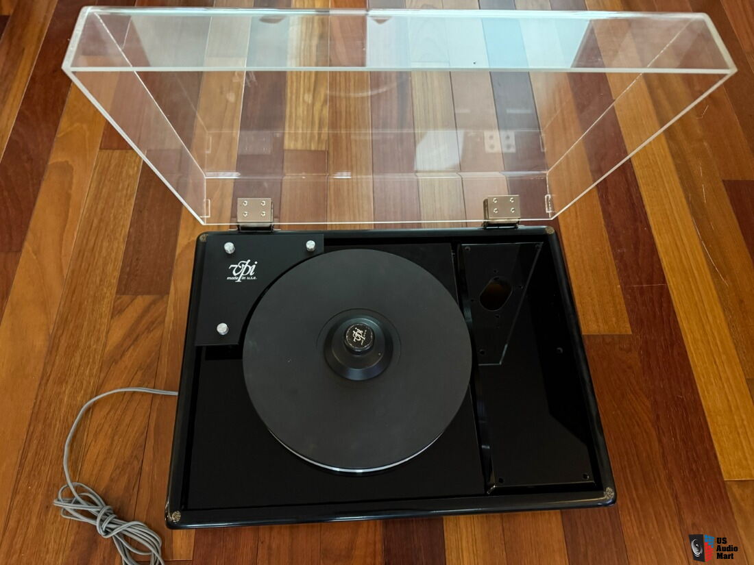 VPI HW-19 MK4 Turntable with SME V Super arm board, no Arm Photo ...