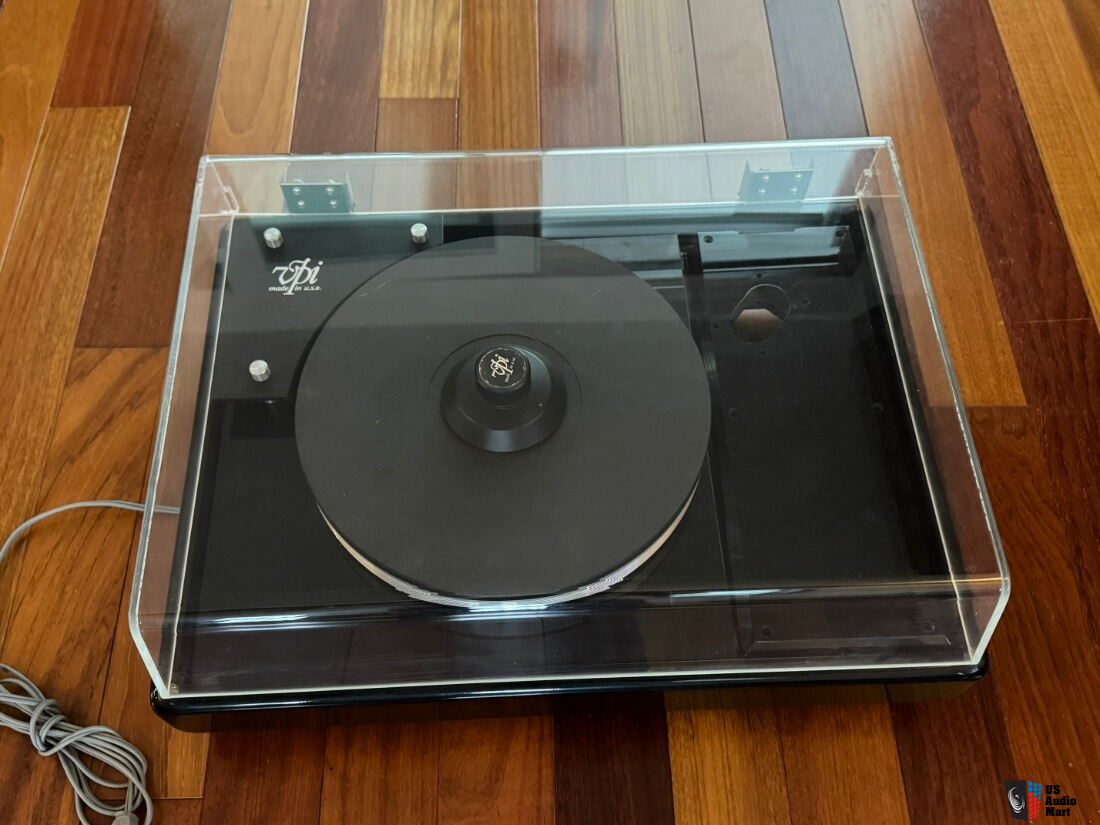 VPI HW-19 MK4 Turntable with SME V Super arm board, no Arm Photo ...
