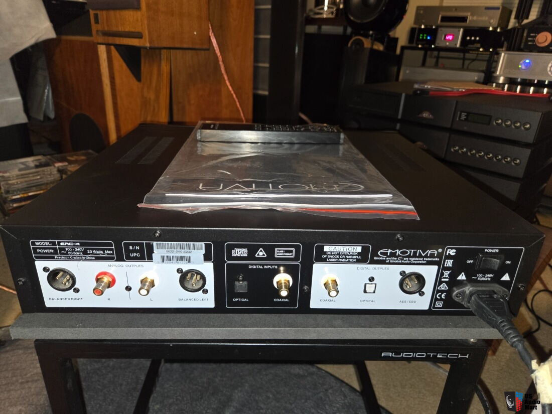 Emotiva Erc-4 Reference cd player Photo #6050893 - US Audio Mart