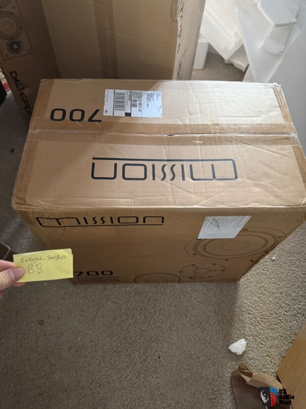 Mission 700 with stands - new/sealed - cheapest price new OBO Photo ...