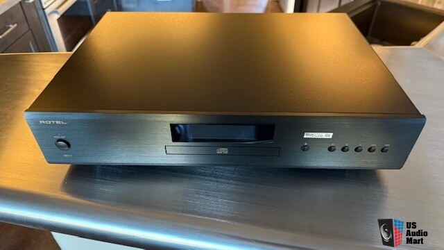 Rotel CD11 Tribute CD Player in Black Photo #6052195 - US Audio Mart