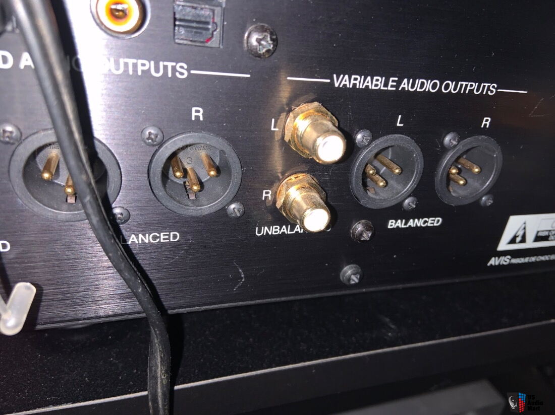 Macintosh MCD 500 SACD/CD Player For Sale - US Audio Mart