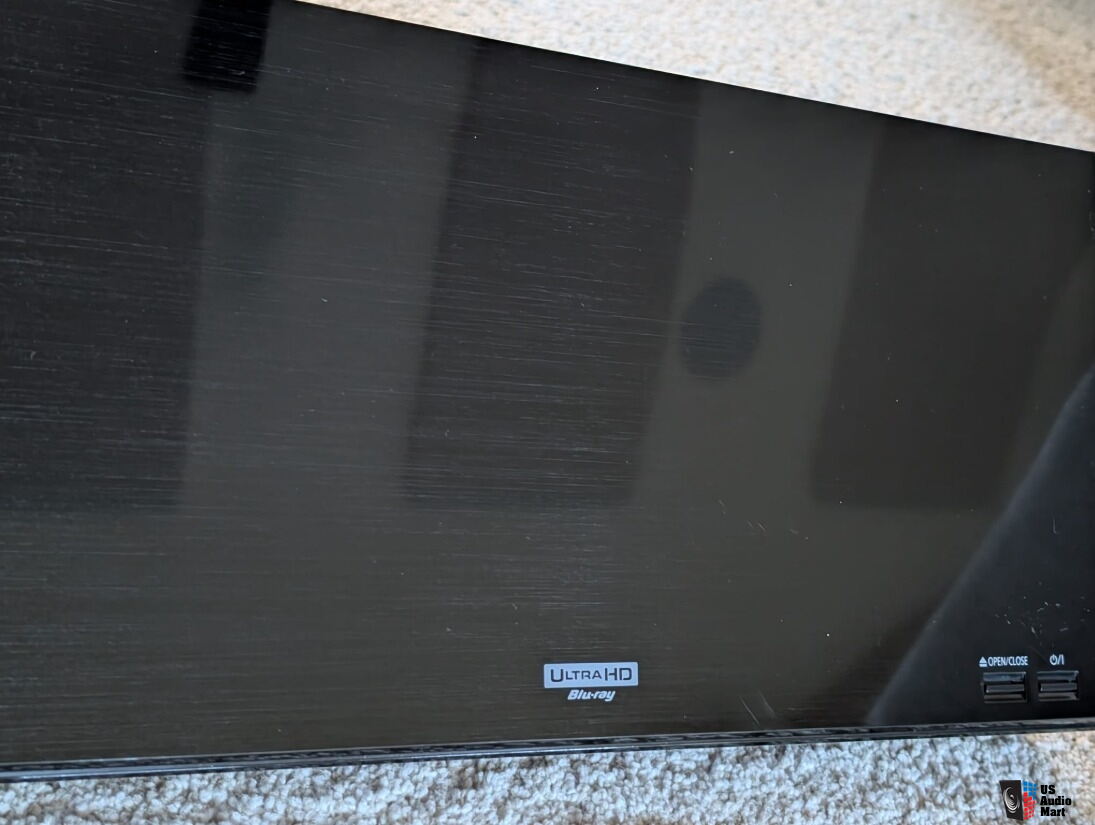 Panasonic DP-U820 4K UHD ATMOS Disc Player Photo #6055445 - US Audio Mart