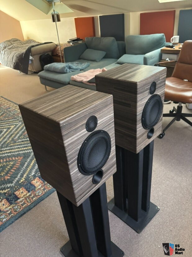 Acora Acoustics MRB-1 speakers - Forest Brown Photo #6064795 - US Audio ...